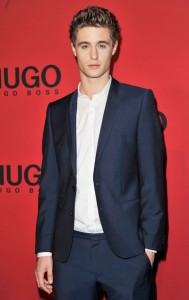 Max Irons Height, Weight, Age, Girlfriend, Family, Facts, Biography