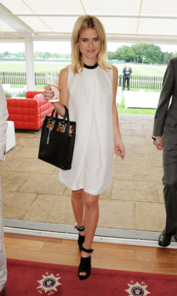 Alice Eve Height, Weight, Age, Spouse, Family, Facts, Biography