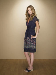 Emily VanCamp Height, Weight, Age, Boyfriend, Family, Facts, Biography