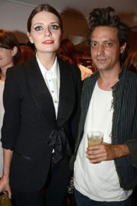 Mischa Barton Height, Weight, Age, Boyfriend, Family, Facts, Biography