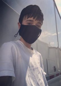 Elliot Page Height, Weight, Age, Girlfriend, Family, Facts, Biography