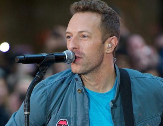 Chris Martin Height, Weight, Age, Spouse, Children, Facts, Biography