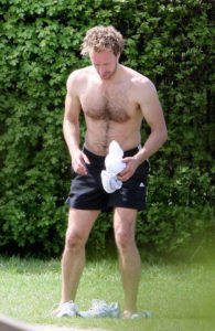 Chris Martin Height, Weight, Age, Spouse, Children, Facts, Biography