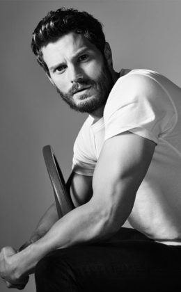 Jamie Dornan Height, Weight, Age, Spouse, Family, Facts, Biography