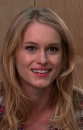 Leven Rambin Height, Weight, Age, Boyfriend, Family, Facts, Biography