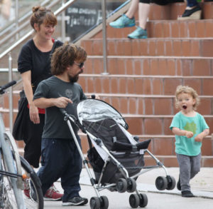 Peter Dinklage Height, Weight, Age, Spouse, Children, Facts, Biography
