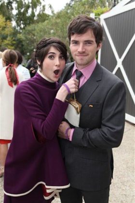 Ian Harding Height, Weight, Age, Girlfriend, Family, Facts, Biography