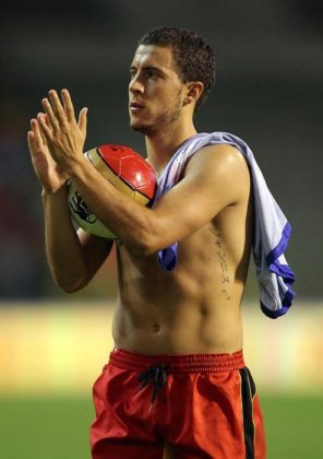 Eden Hazard Height, Weight, Age, Spouse, Family, Facts, Biography