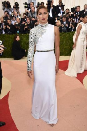 Alex Morgan Height, Weight, Age, Spouse, Children, Facts, Biography