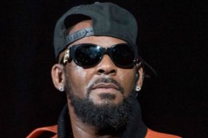 R. Kelly Height, Weight, Age, Girlfriend, Family, Facts, Biography