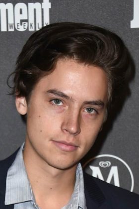 Cole Sprouse Height, Weight, Age, Girlfriend, Family, Facts, Biography