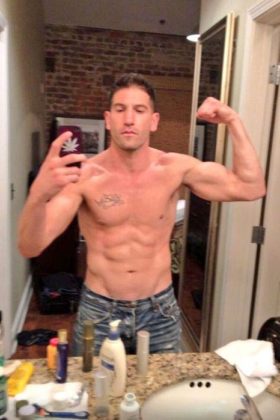 Jon Bernthal Height, Weight, Age, Spouse, Family, Facts, Biography