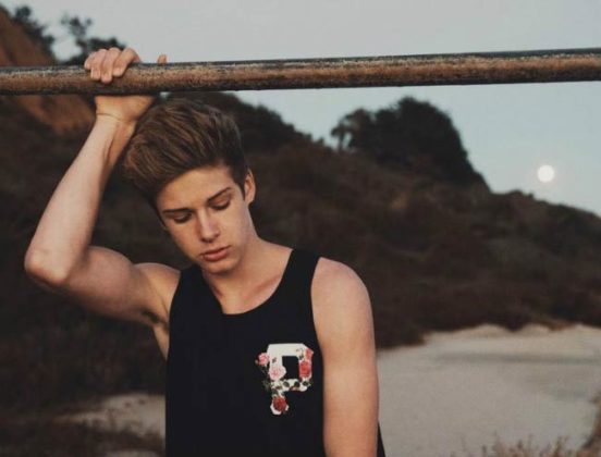 Blake Gray Height, Weight, Age, Girlfriend, Family, Facts, Biography