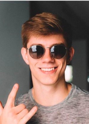 Chance Sutton Height, Weight, Age, Girlfriend, Family, Facts, Biography