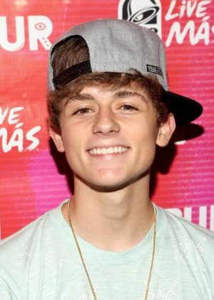 Dylan Dauzat Height, Weight, Age, Girlfriend, Family, Facts, Biography