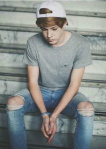 Blake Gray Height, Weight, Age, Girlfriend, Family, Facts, Biography