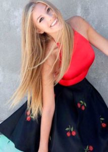 Paige Hyland Height, Weight, Age, Boyfriend, Family, Facts, Biography