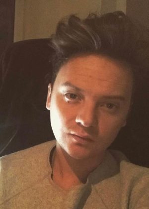 Conor Maynard Height, Weight, Age, Girlfriend, Family, Facts, Biography