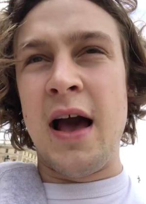 Logan Miller Height, Weight, Age, Girlfriend, Family, Facts, Biography