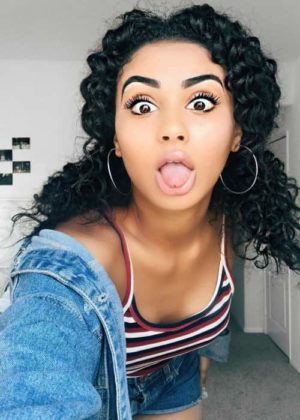 Daniella Perkins Height, Weight, Age, Boyfriend, Family, Facts, Biography