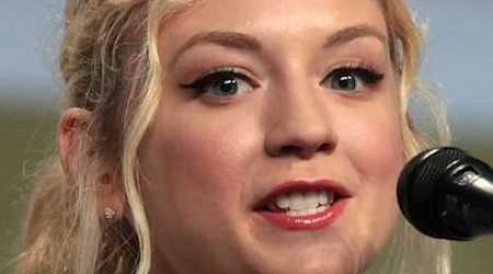 Emily Kinney Height, Weight, Age, Boyfriend, Family, Facts, Biography