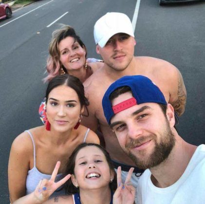 Nathaniel Buzolic Height, Weight, Age, Girlfriend, Family, Facts, Biography