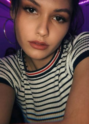 Ronni Hawk Height, Weight, Age, Boyfriend, Family, Facts, Biography