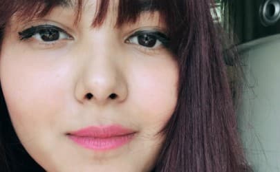 Shraddha Sharma (Singer) Height, Weight, Age, Boyfriend, Facts, Bio