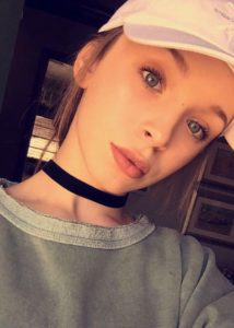 Taylor Hatala Height, Weight, Age, Boyfriend, Family, Facts, Biography