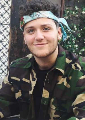 Bazzi (Singer) Height, Weight, Age, Girlfriend, Family, Facts, Biography
