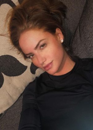 Haley Kalil Height, Weight, Age, Spouse, Family, Facts, Biography