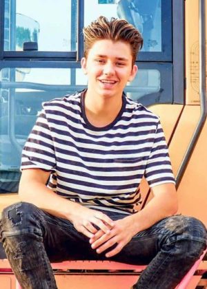 Keanu Rapp Height, Weight, Age, Girlfriend, Family, Facts, Biography