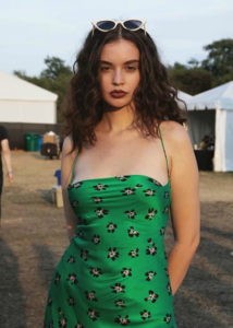 Sabrina Claudio Height, Weight, Age, Boyfriend, Family, Facts, Biography