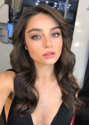 Ayça Ayşin Height, Weight, Age, Boyfriend, Family, Facts, Biography