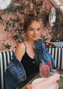 Ellie Thumann Height, Weight, Age, Boyfriend, Family, Biography