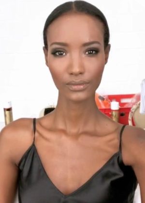 Fatima Siad Height, Weight, Age, Boyfriend, Family, Facts, Biography