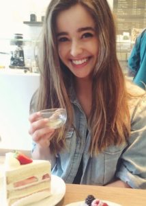 Holly Earl Height, Weight, Age, Boyfriend, Family, Facts, Biography