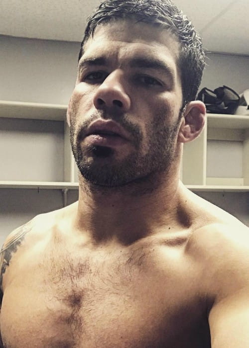 Raphael Assunção Height, Weight, Age, Spouse, Family, Facts, Biography