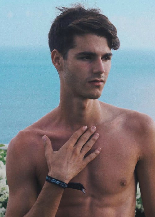 Álvaro Mel Height, Weight, Age, Girlfriend, Family, Facts, Biography