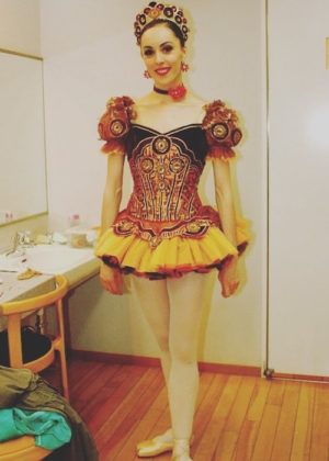 Amy Harris Workout Secrets and Diet Plan - Healthy Celeb