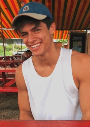 Dylan Jordan Height, Weight, Age, Girlfriend, Family, Facts, Biography