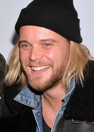 Vincent Pontare Height, Weight, Age, Girlfriend, Family, Facts, Biography