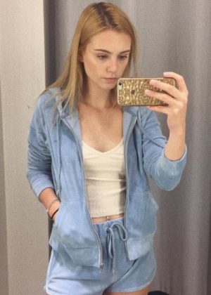 Aviva Mongillo Height, Weight, Age, Boyfriend, Family, Facts, Biography