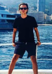 Jonathan Cheban Height, Weight, Age, Girlfriend, Family, Facts, Biography