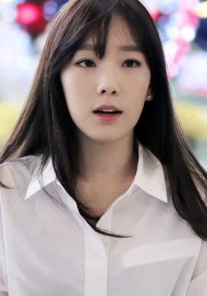 Taeyeon (Kim Tae-yeon) Height, Weight, Age, Boyfriend, Family, Biography