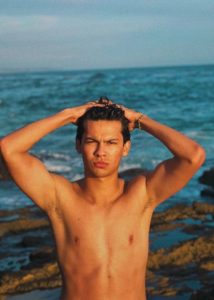 Xolo Maridueña Height, Weight, Age, Girlfriend, Family, Facts, Biography