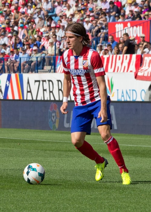 Filipe Luís Height, Weight, Age, Girlfriend, Family, Facts, Biography