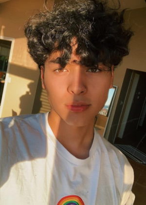 Giovanny Height, Weight, Age, Girlfriend, Family, Facts, Biography