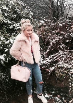 Kerry Ingram Height, Weight, Age, Boyfriend, Family, Facts, Biography