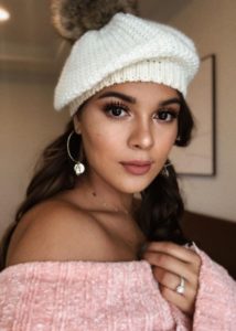 Natalies Outlet Height, Weight, Age, Spouse, Family, Facts, Biography